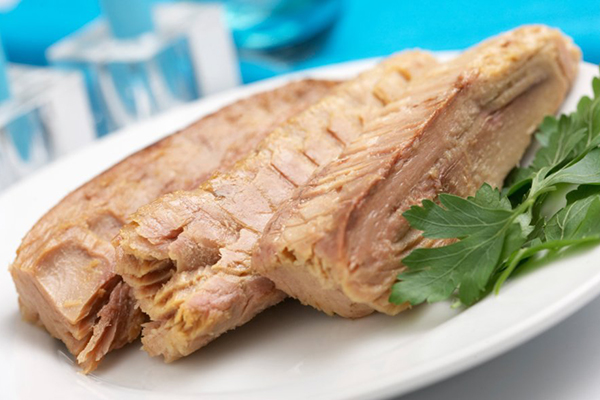 Empieza la temporada de la melva, ideal para ensaladas de verano ...