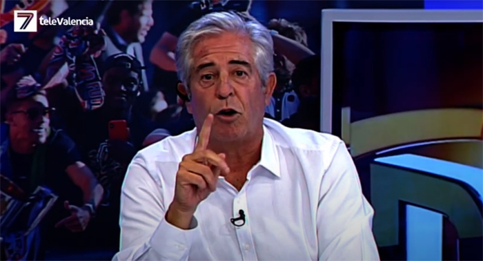 Insa responde a los que le acusan de venderse porque su hijo juegue en ...