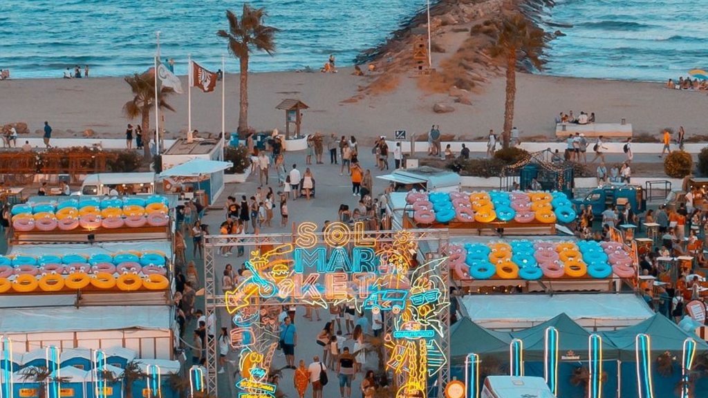 El Sol Market vuelve a la playa de El Puig