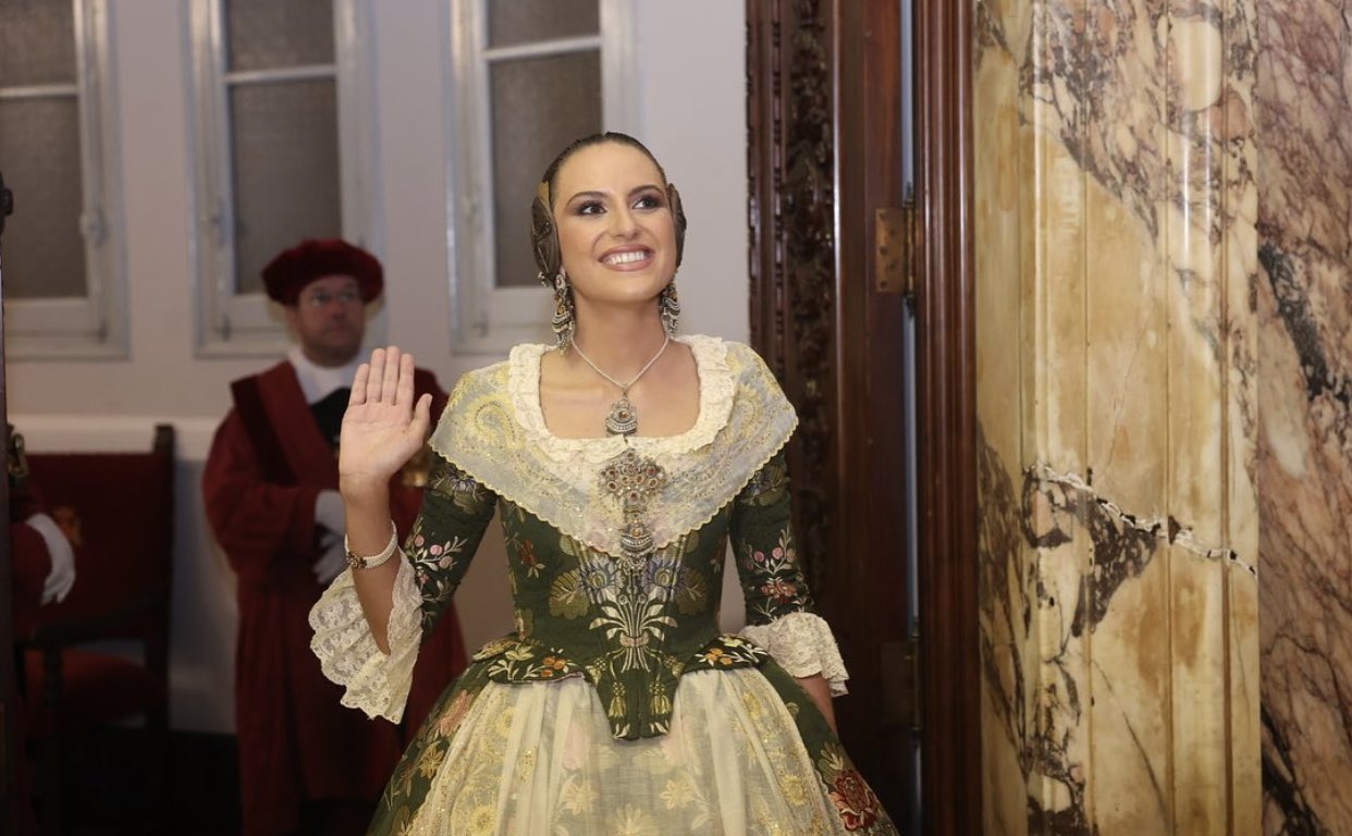 María Estela: "Representaré al mundo de las fallas con pasión y entrega ...