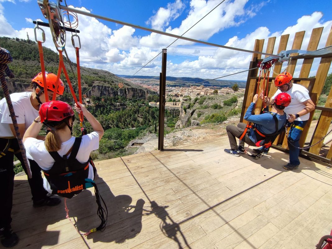 La tirolina doble más larga de Europa está a 2 horas de Valencia
